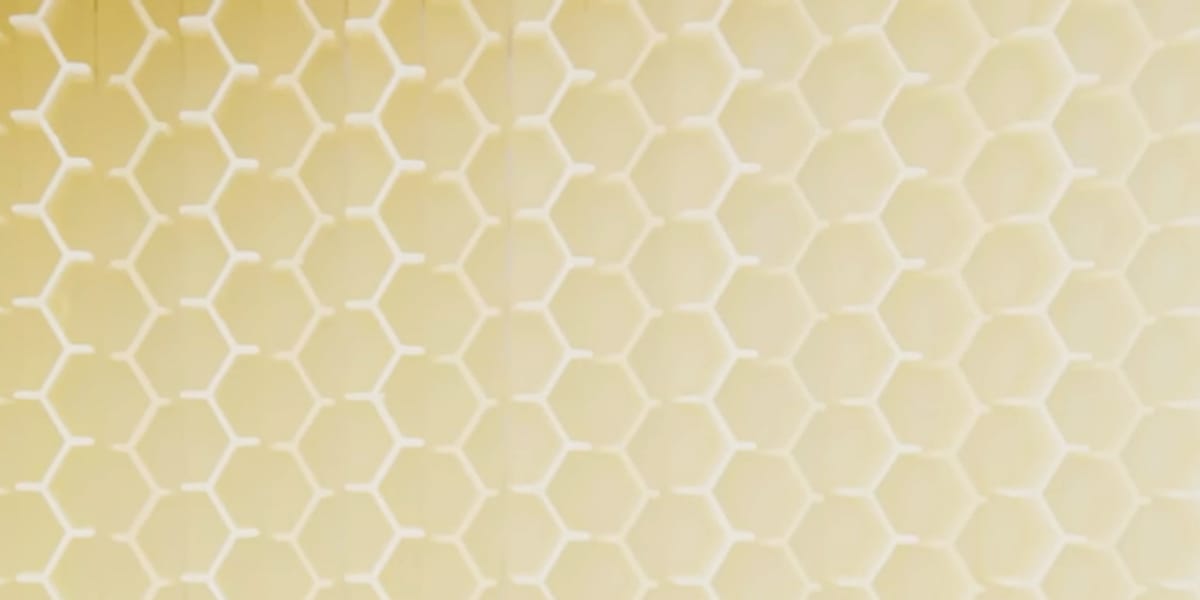 What size are the cells in a Flow Frame?