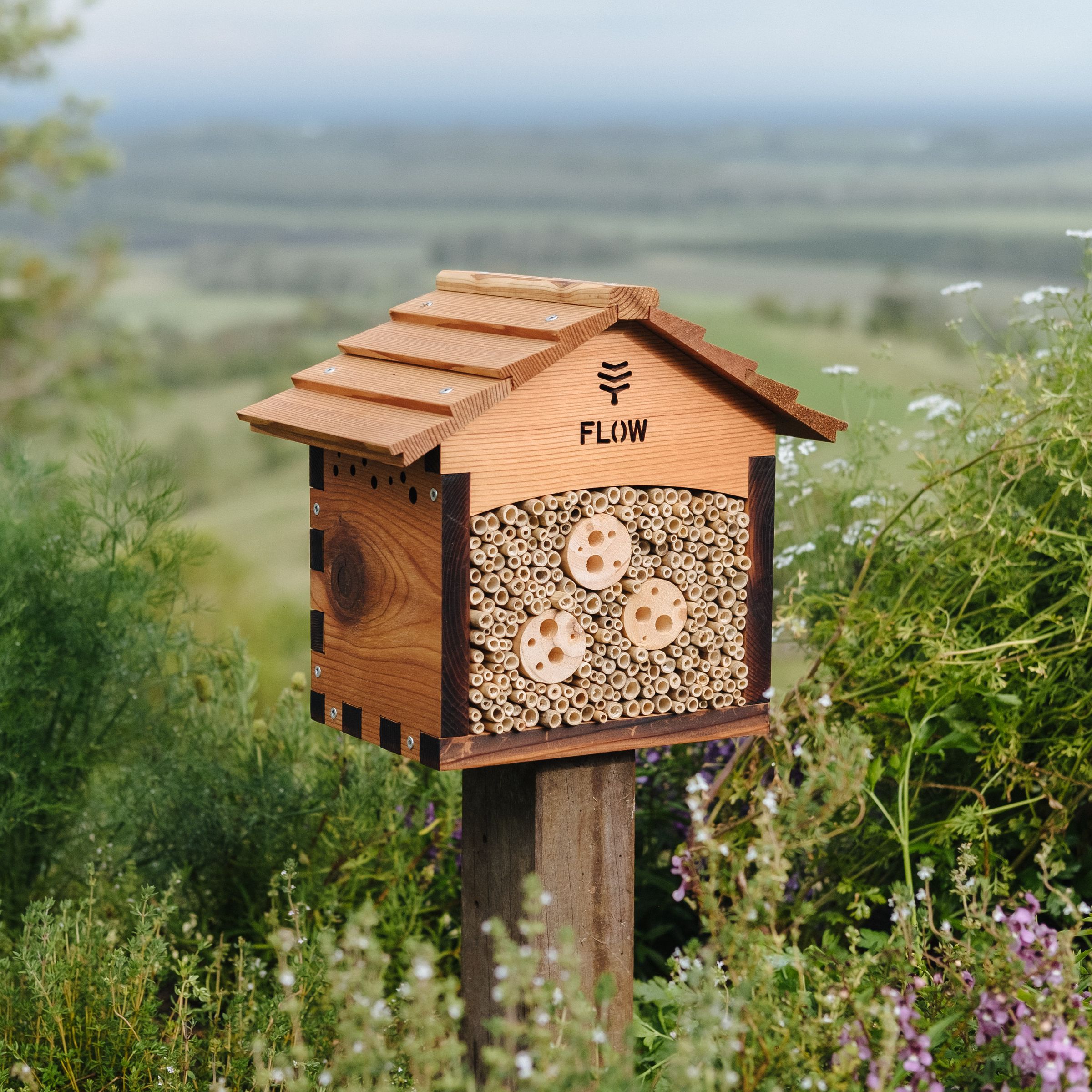 Flow Pollinator House - How to assemble
